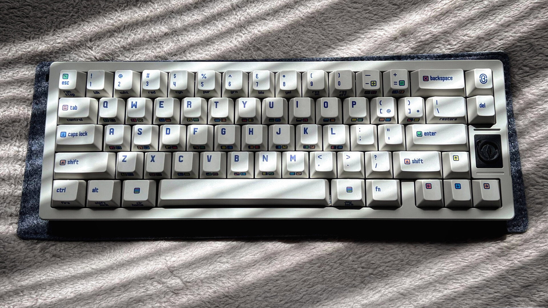 Think6.5 V2 Schrödinger Cream » keebs.gg