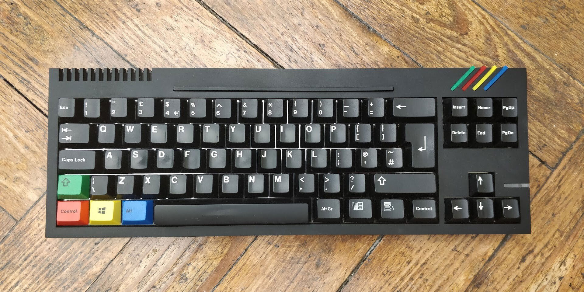 Prism - A ZX inspired low cost acrylic keyboard » keebs.gg