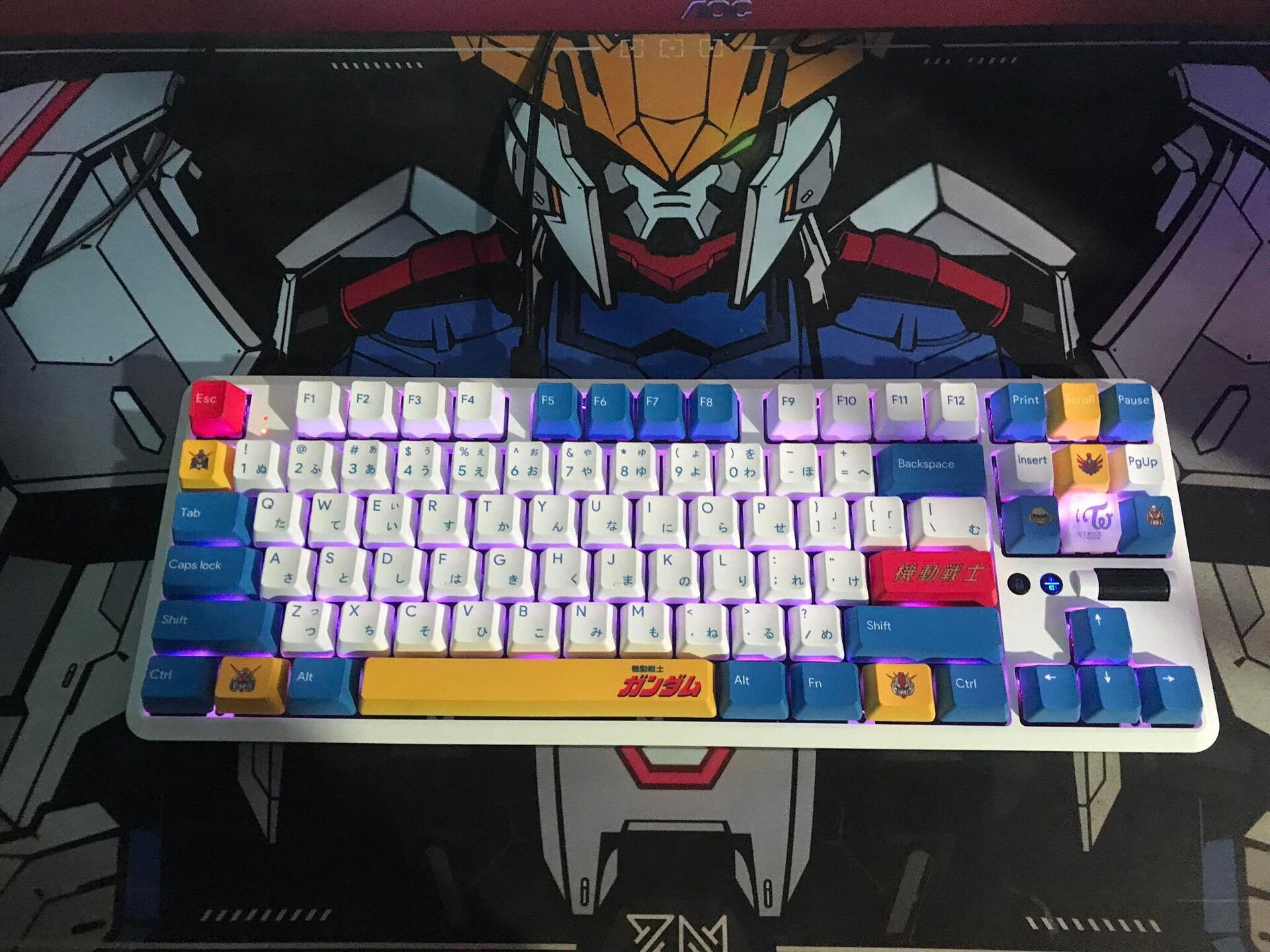 RAKK LAM ANG PRO GUNDAM » keebs.gg