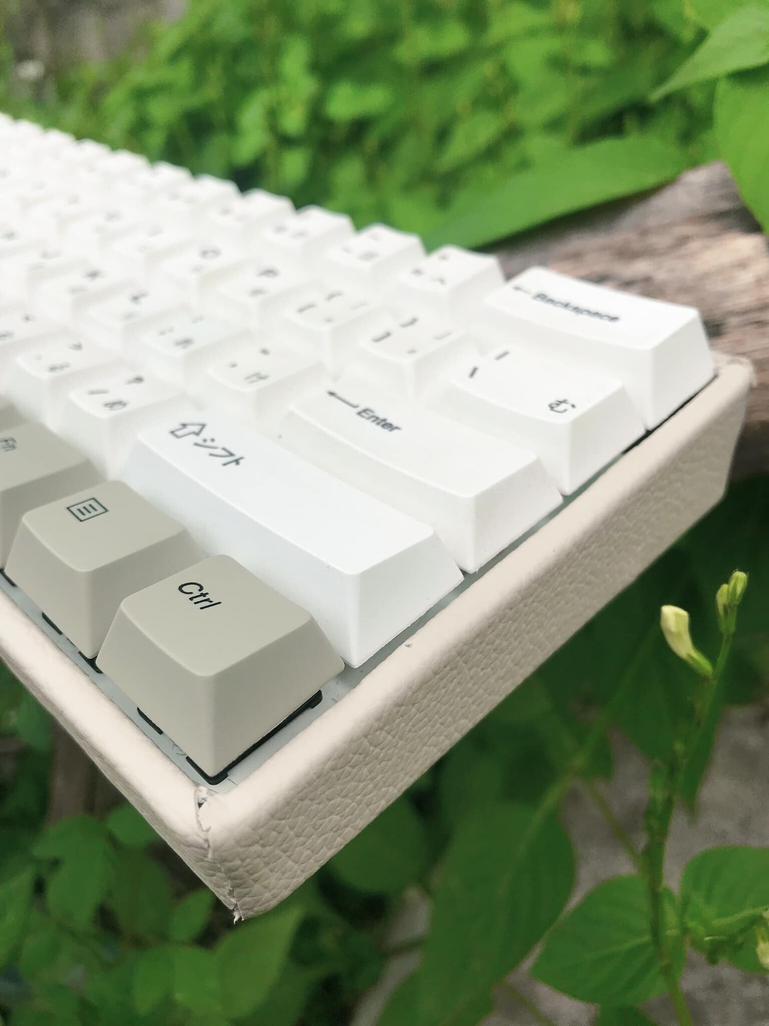 Leather Lined Friction Mounted Keyboard » keebs.gg