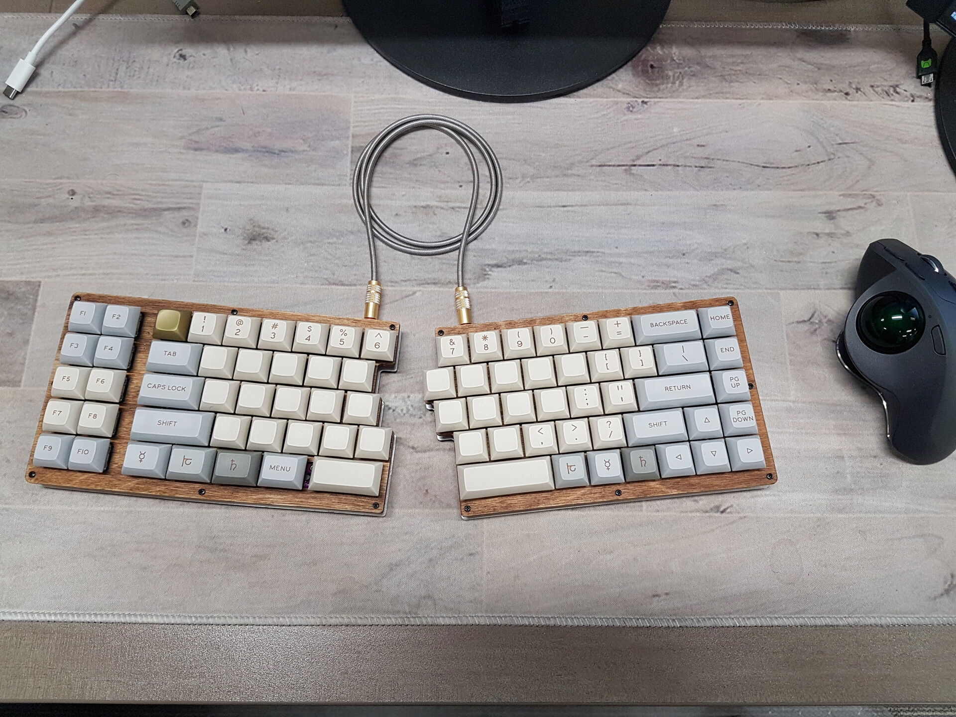 Philosopher's Keeb 🝚 » keebs.gg