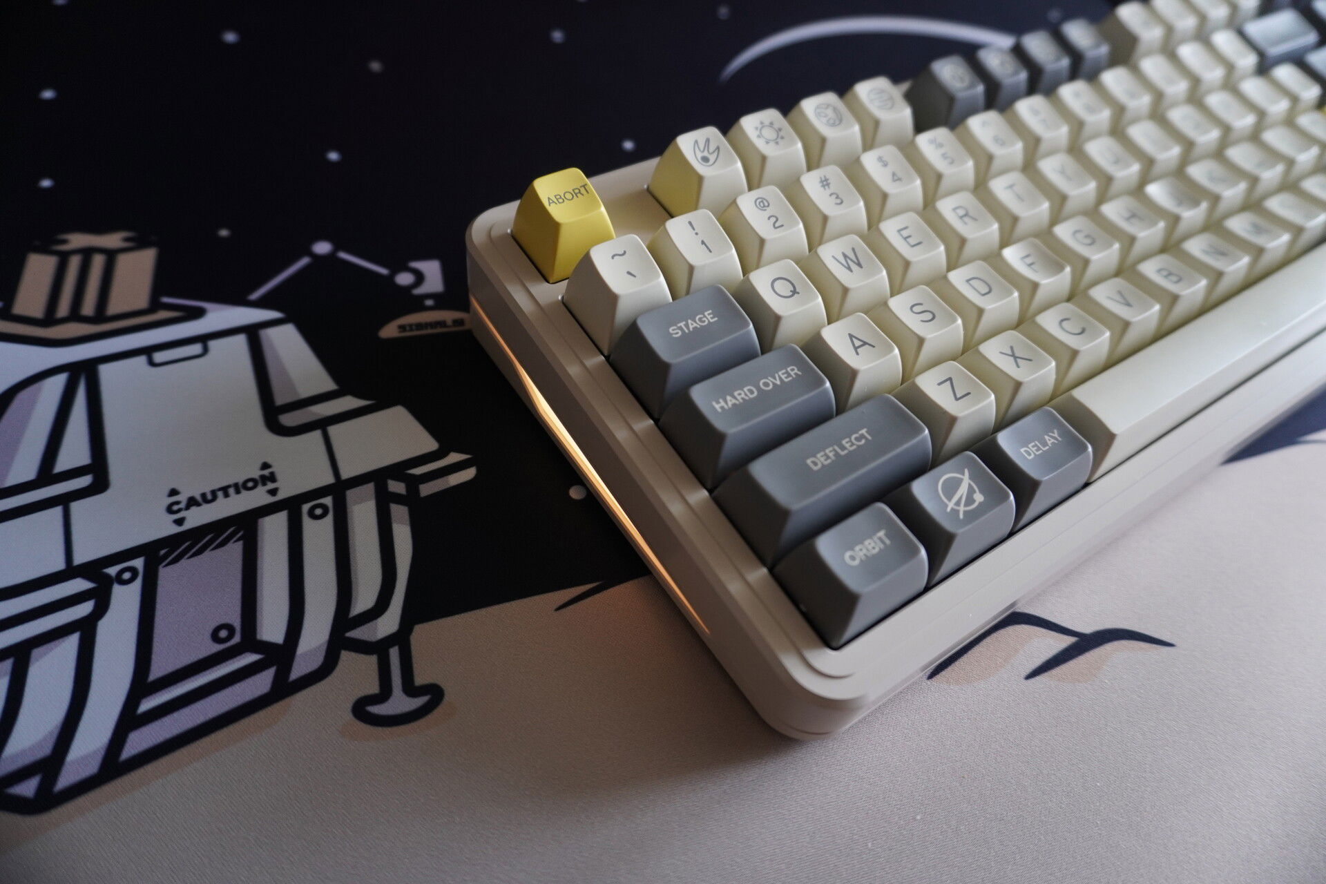 Space80: Apollo » keebs.gg
