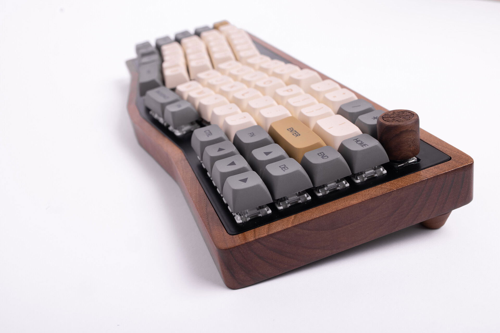 TRK1, Tvrd Rad Keyboard » keebs.gg