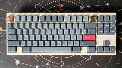 Julie 60 » keebs.gg