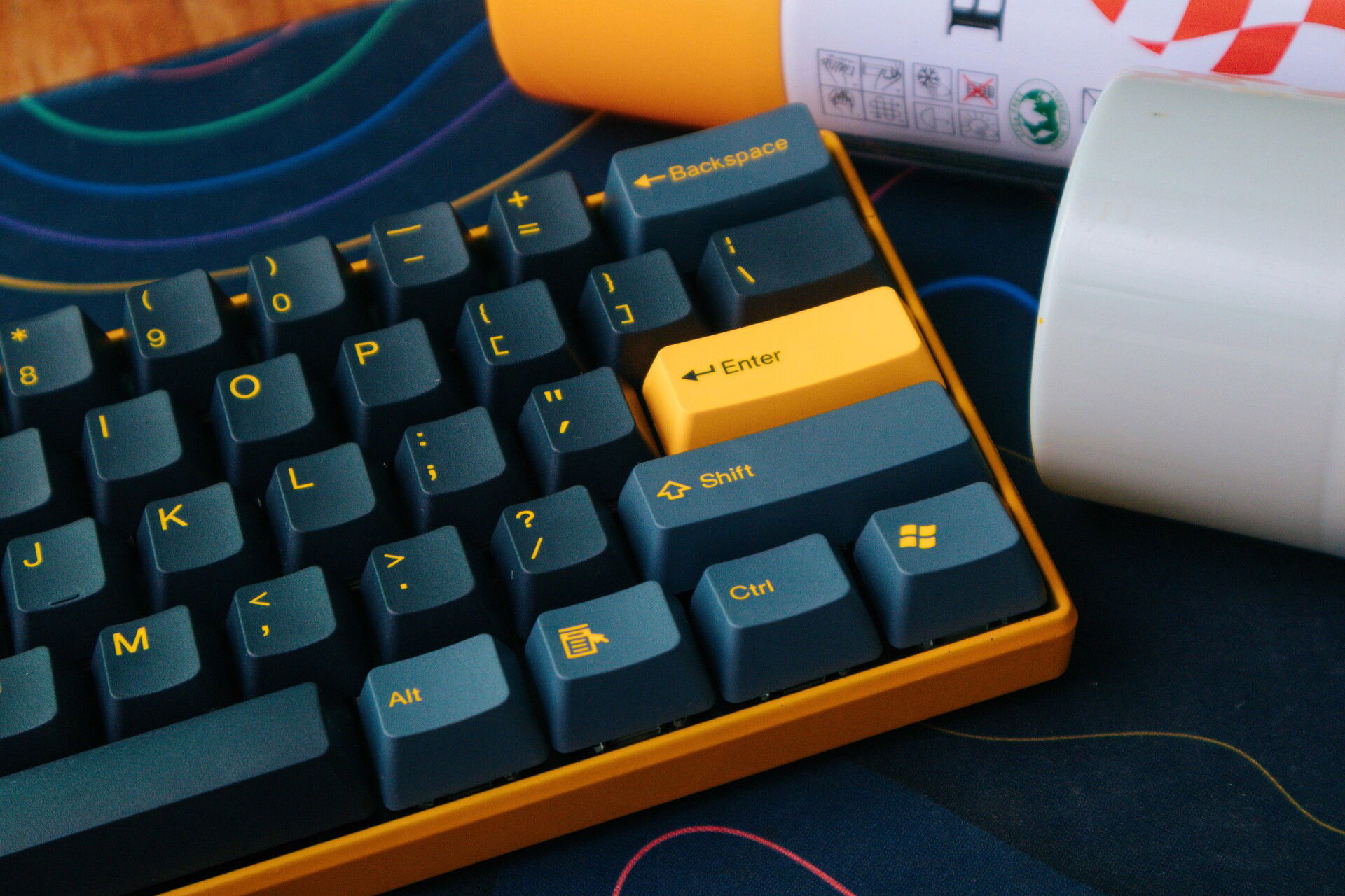 My Twenty One Pilots themed RK61 Build! » keebs.gg