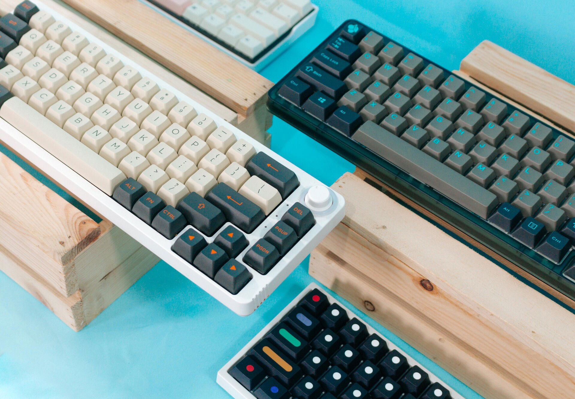 The TOM680 | The Video that started it all! » keebs.gg