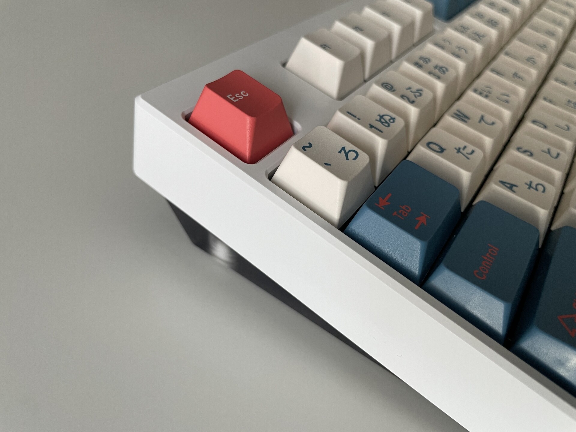 Geonworks F1-8X with GMK Bento R2 » keebs.gg