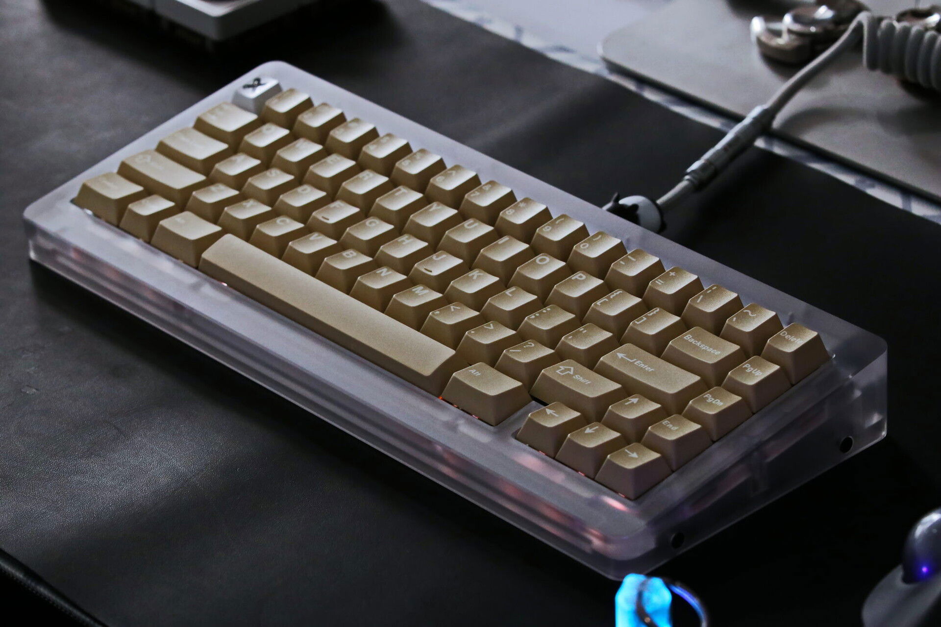 Hail Sandstorm » keebs.gg