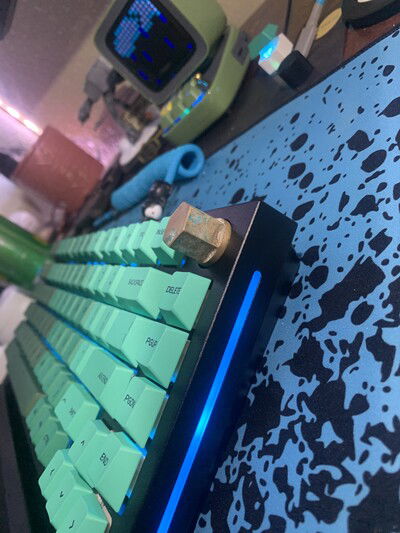 GRID 650 WITH FLASHH » keebs.gg