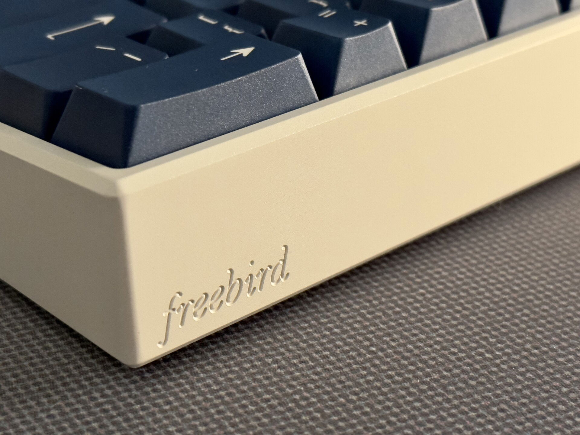 Minibird » keebs.gg