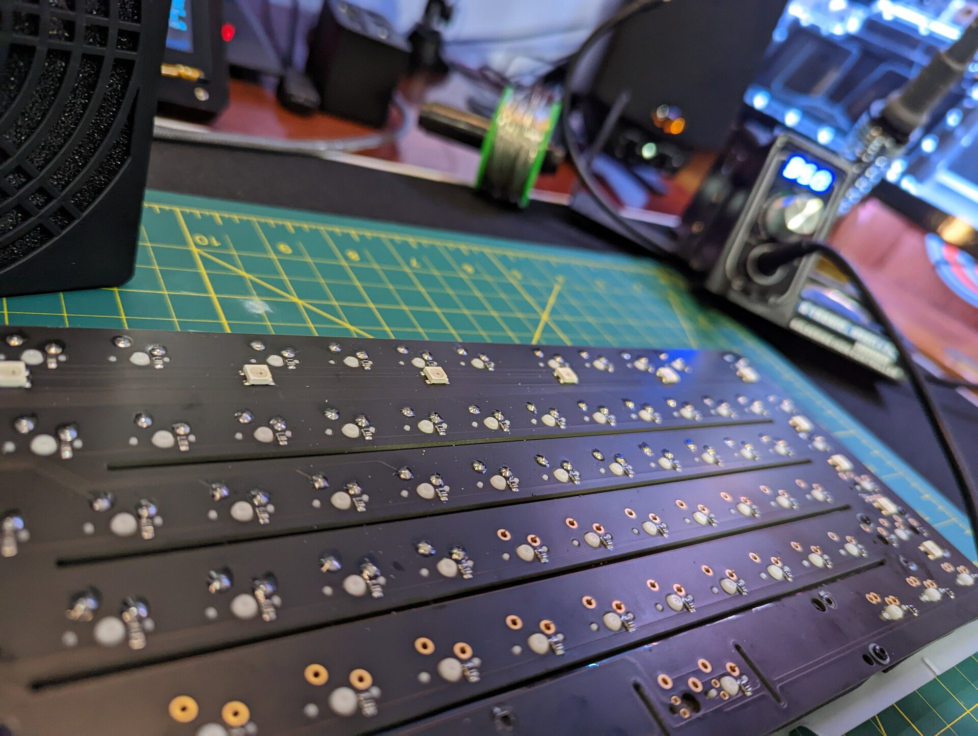 Space80 - Apollo - Bright Side of the Moon » keebs.gg