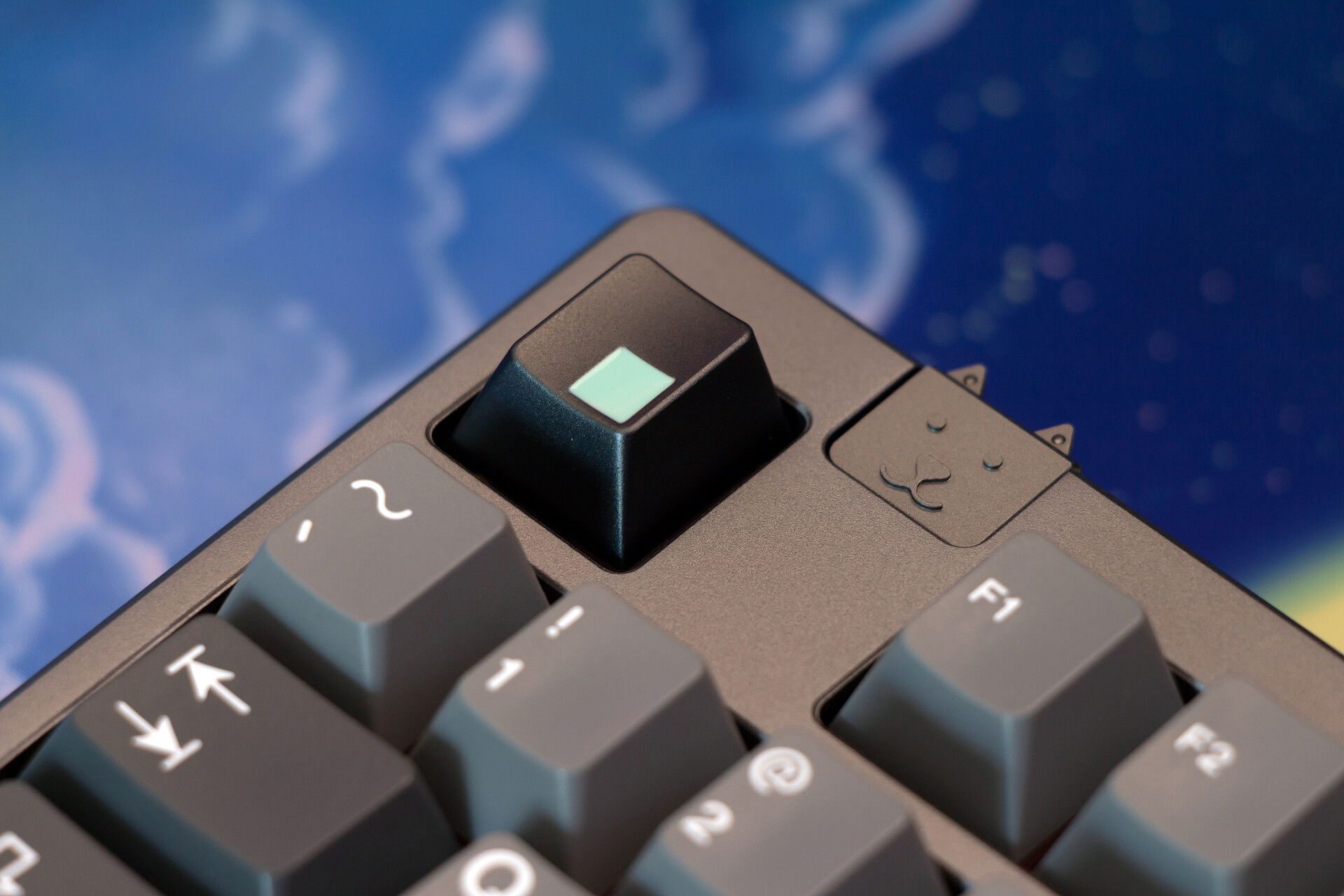 nite bella » keebs.gg