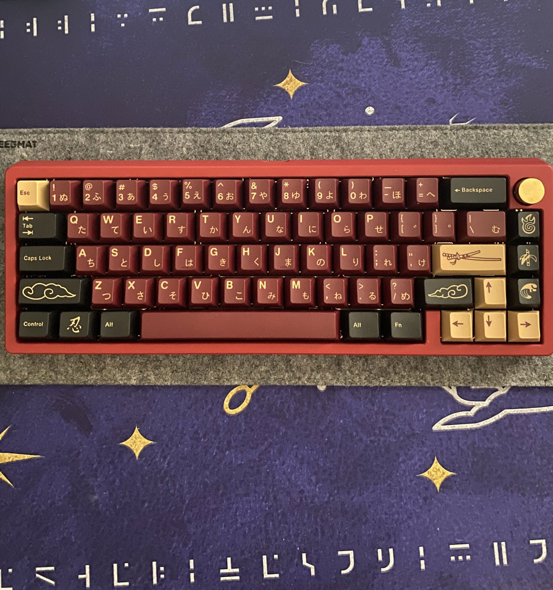 Zoom65 EE R2 - GMK Red Samurai » keebs.gg