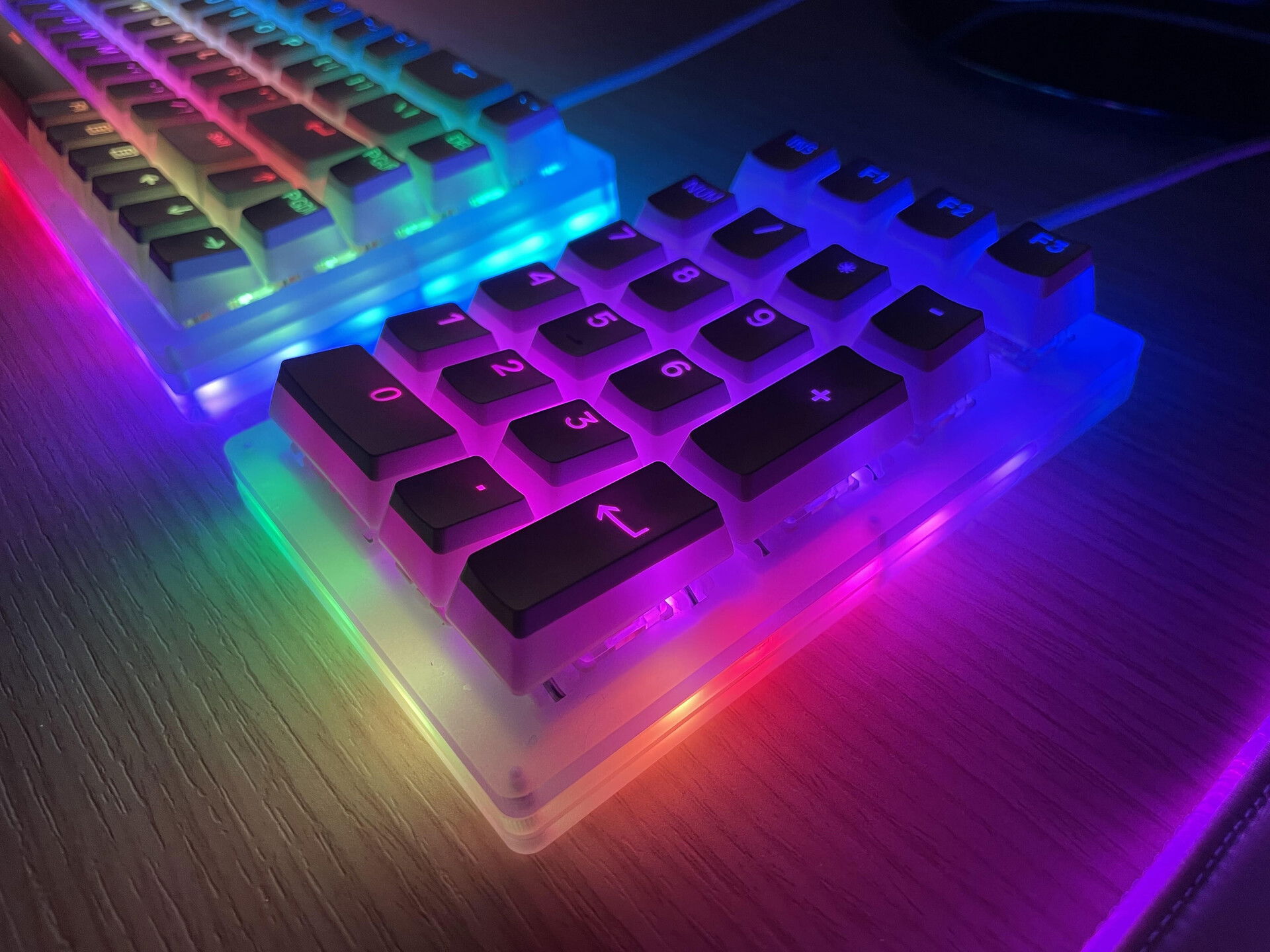 Womier K68 (65%) + K21 (20%) » keebs.gg