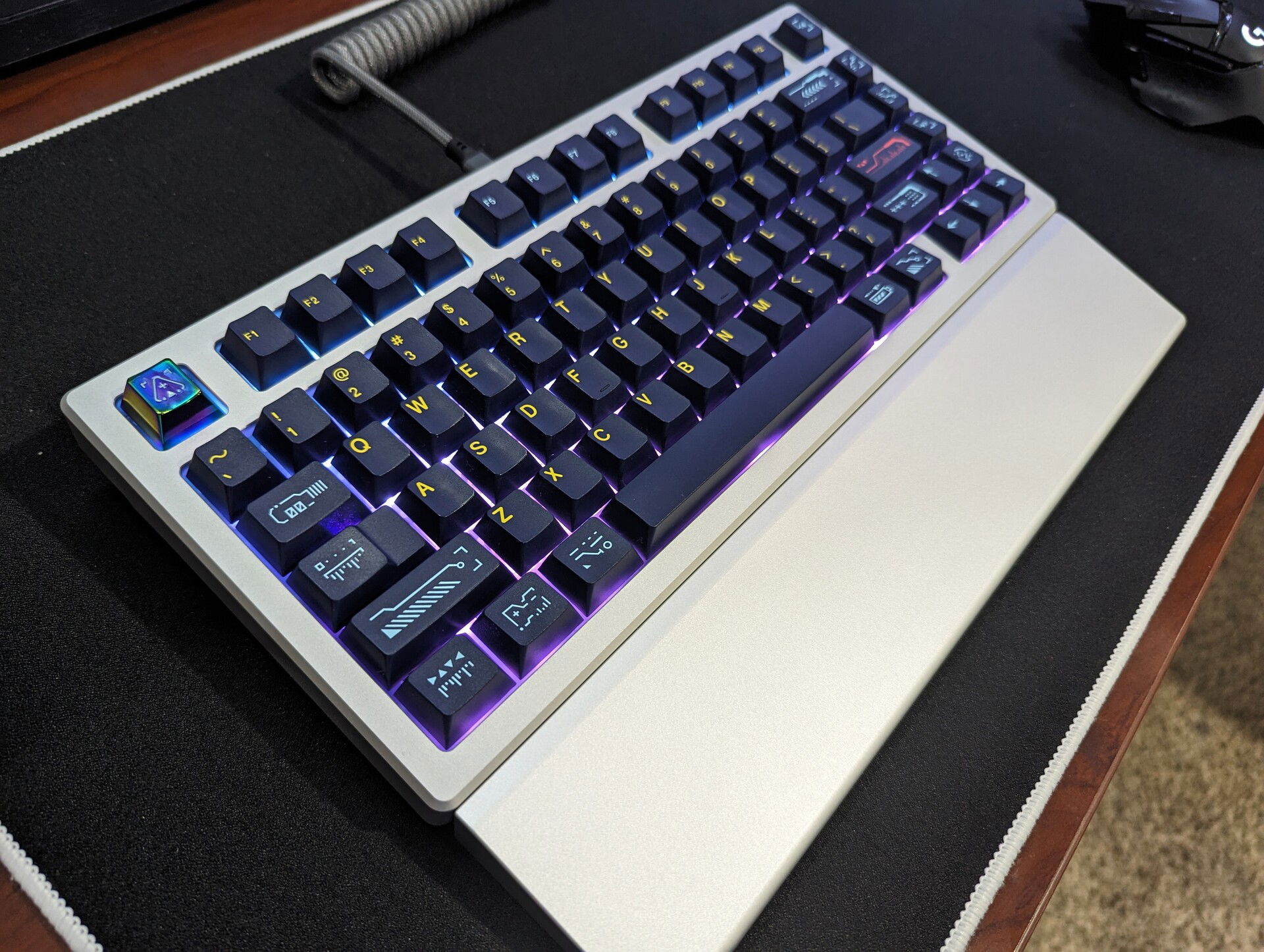 Jris75 Silver » keebs.gg